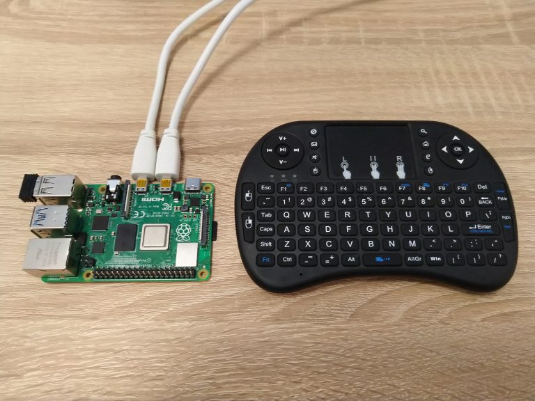 Raspberry Pi 4B - podłączenie i konfiguracja dwóch monitorów - Botland