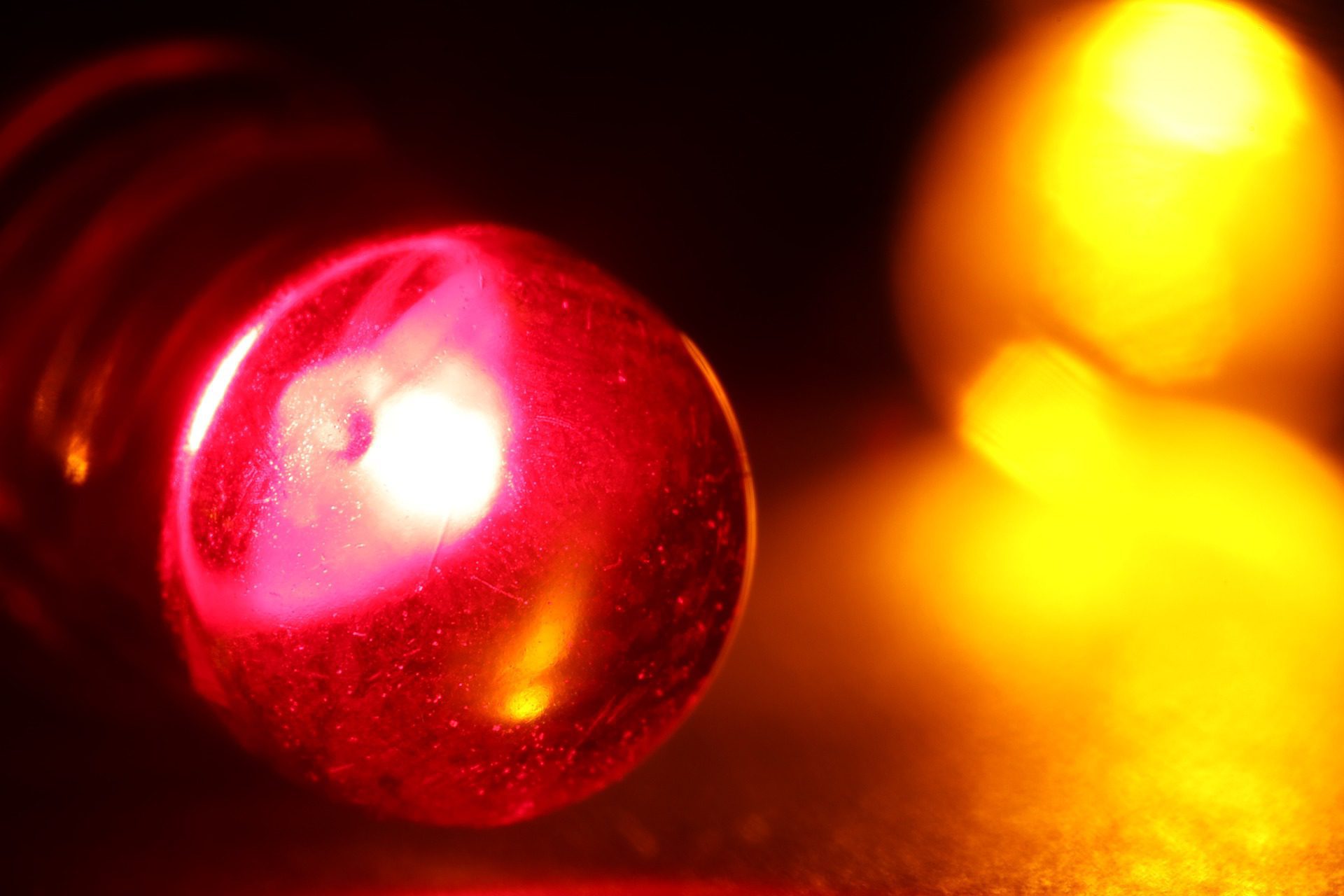 Diody LED i krzemowe (prostownicze) - Charakterystyka i zastosowanie ...